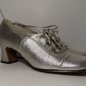 Thom McAn | Shoes | Vintage Thom Mcan Silver Heel Lace Metallic Dress ...